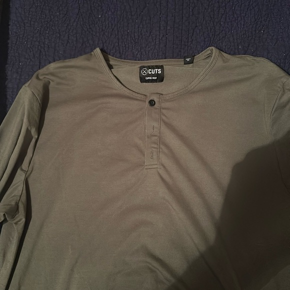 Cuts Clothing | Shirts | Cuts Clothing Curved Hem Henley | Poshmark